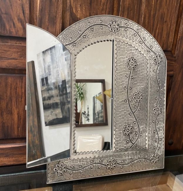 Cinderella Mirror 55*44cm Silver Tin - LA Imports